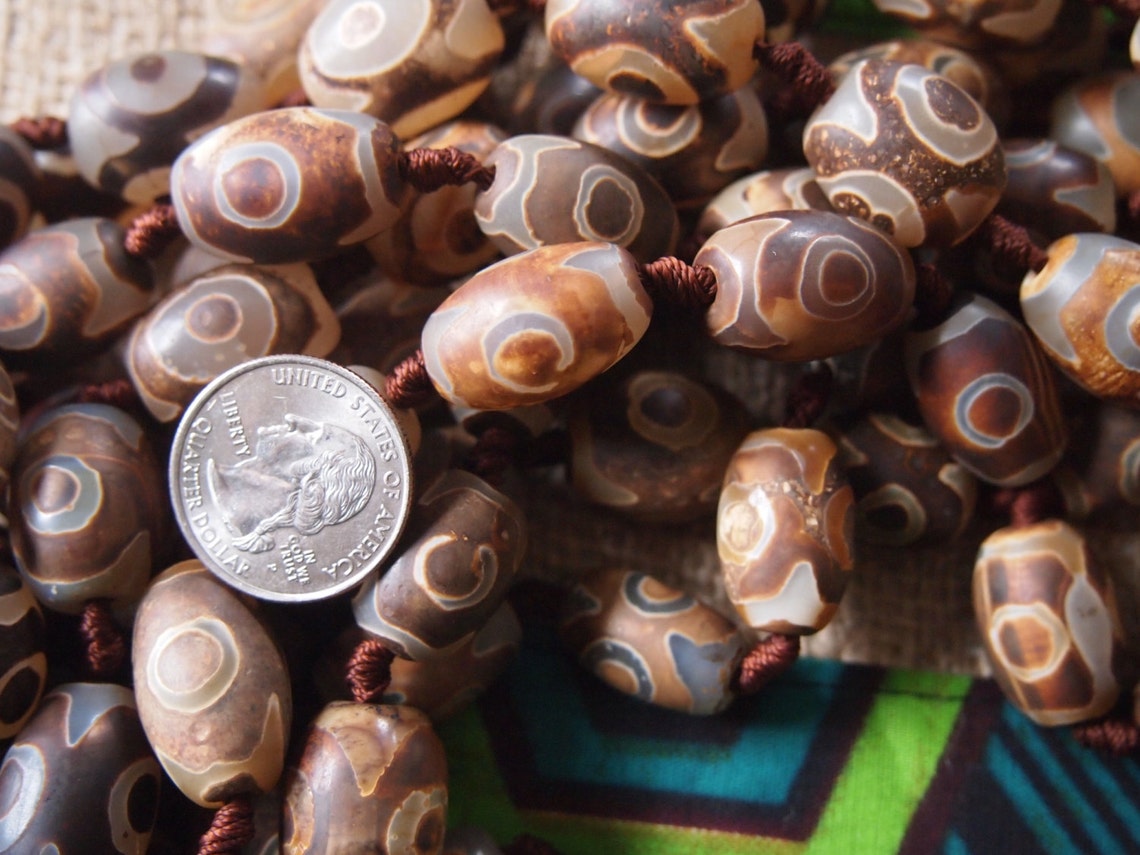 Large Tibetan Agate Dzi-style 15x22mm Eye Barrel Bead Strand - Etsy