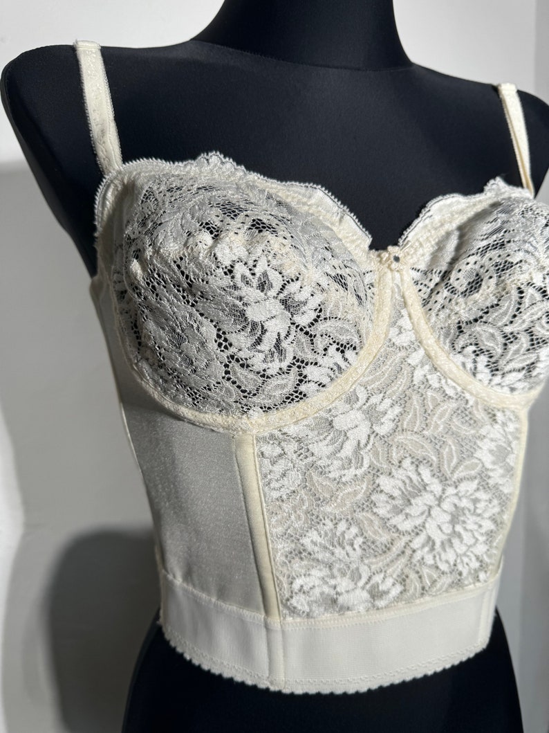Cute White Vintage Lace Longline Bra, Bustier With Floral Lace Elements ...