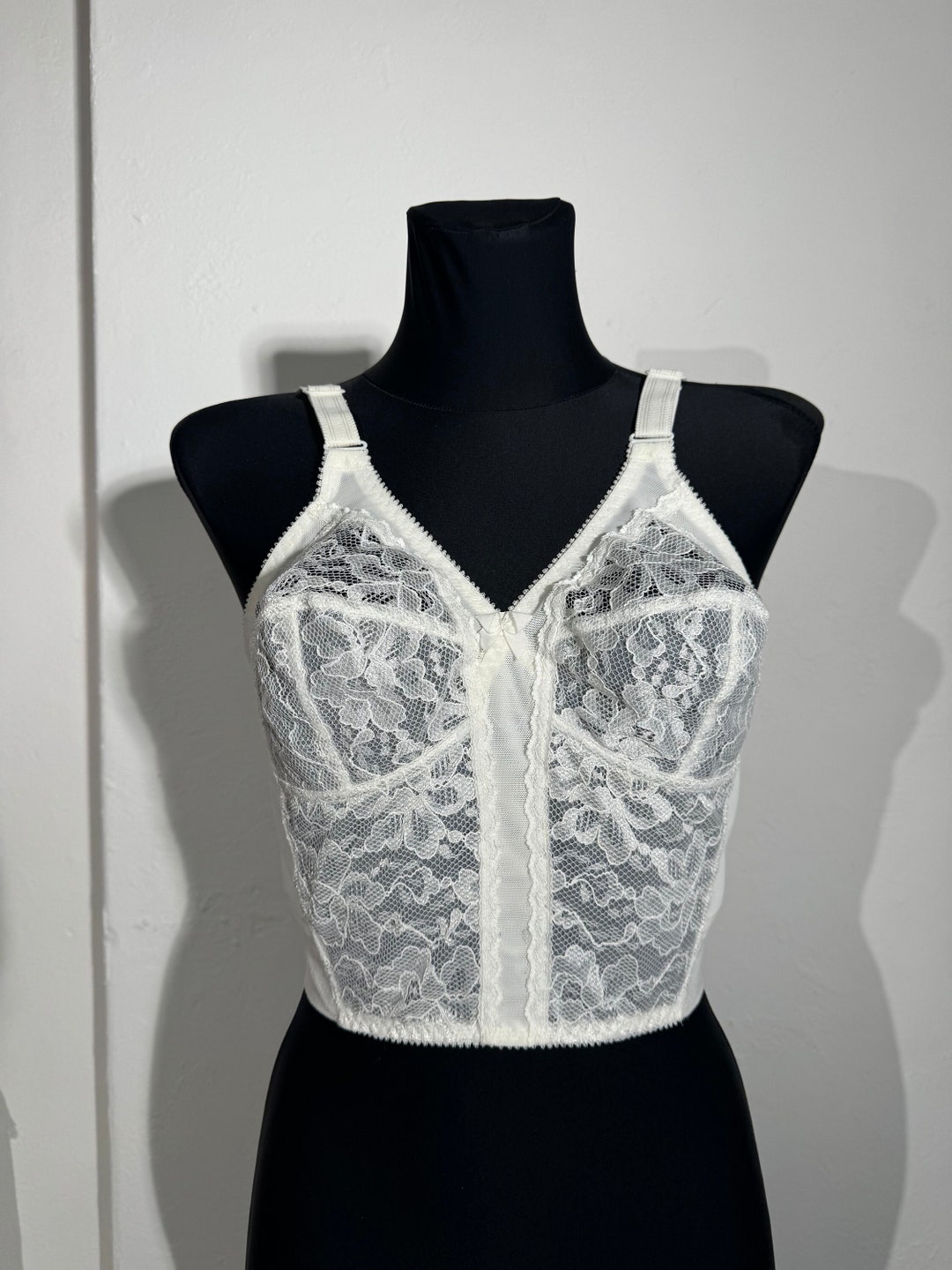 Pretty White Vintage Lace Longline Bullet Bra, Bustier With Floral Lace ...