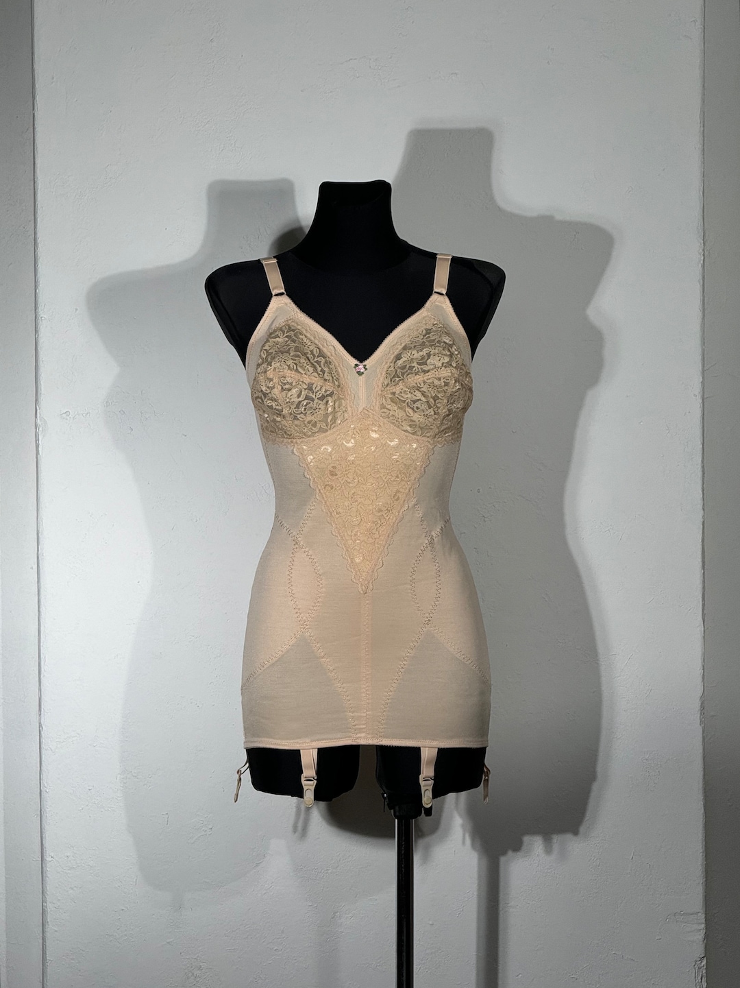 Flirty Beige Vintage Corselette With An Open Bottom Full Girdle With 4