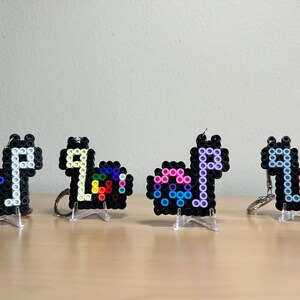 LGBTQIA Prideflag Snail, Perler Bead Keychain/charms. - Etsy