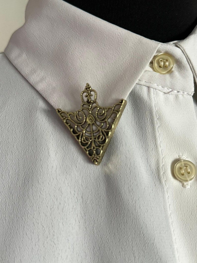 Vintage Triangle Shirt Collar Brooch Green Bronz - Etsy