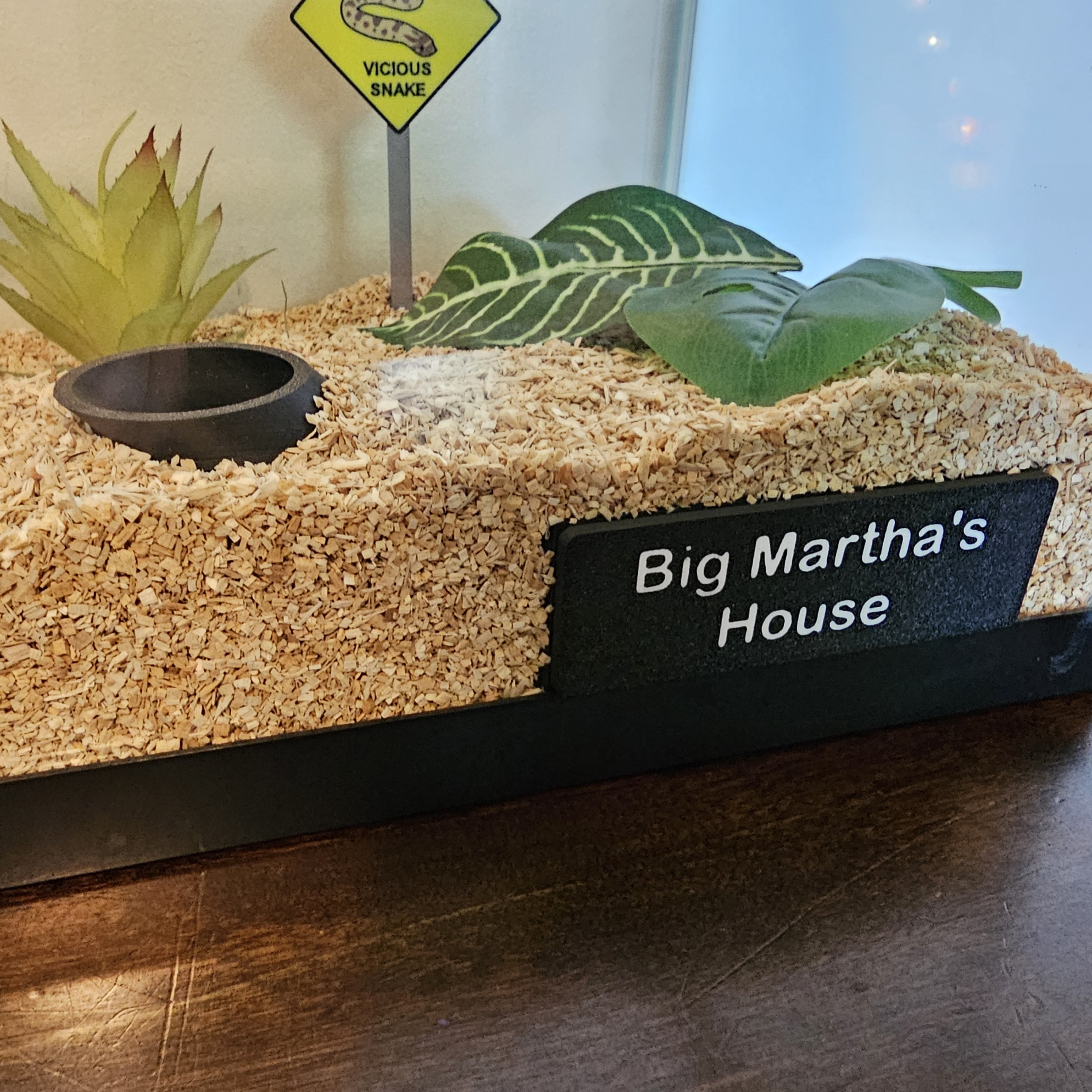 MEDIUM Hoggy Hide. Burrow Hide. Snake Hide for Western Hognose ...