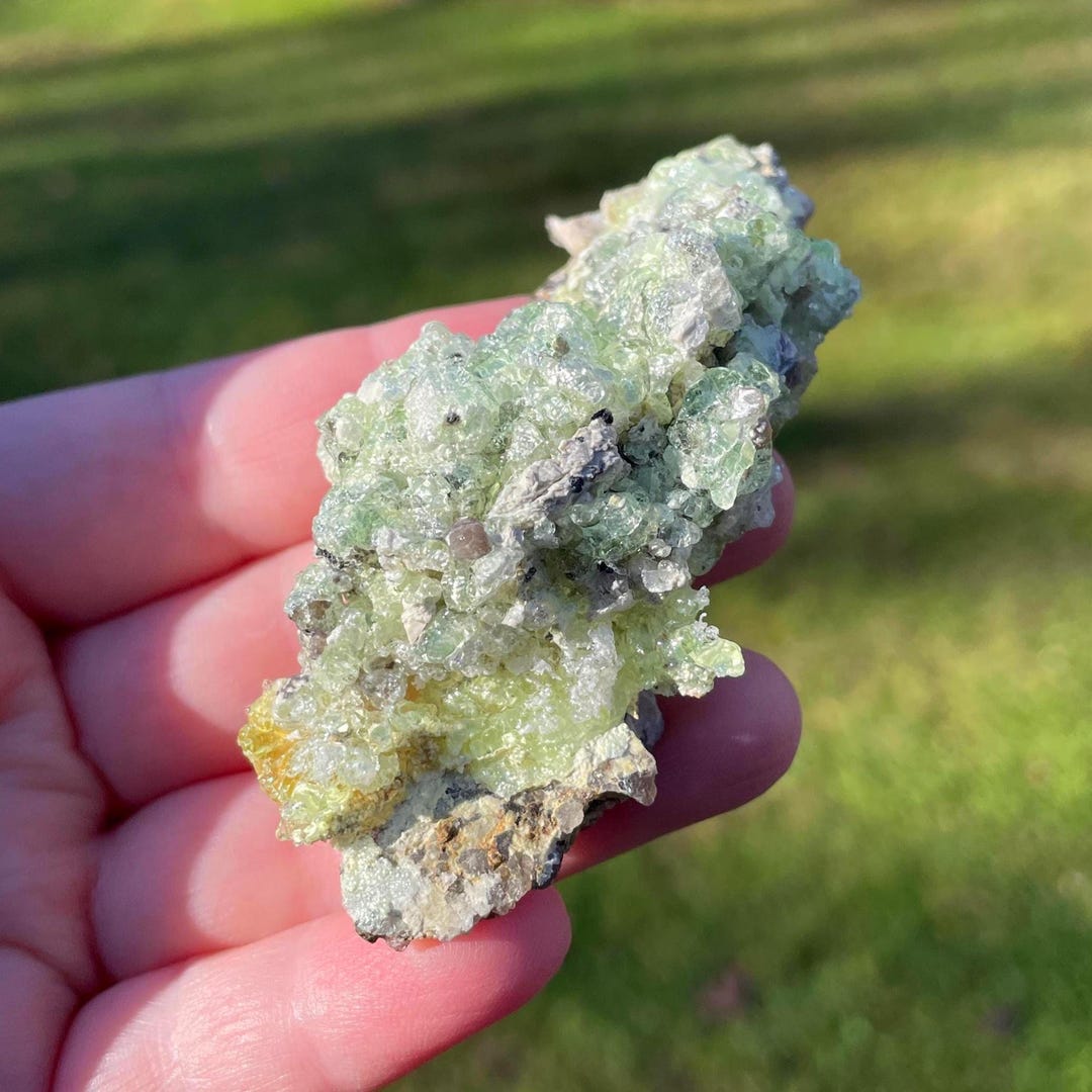 Hyalite Opal Crystal Specimen, UV Reactive, Erongo Namibia - Etsy