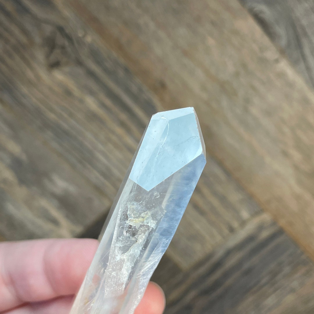 Long Rough Quartz Point, Natural Unpolished Quartz Crystal, Santander ...