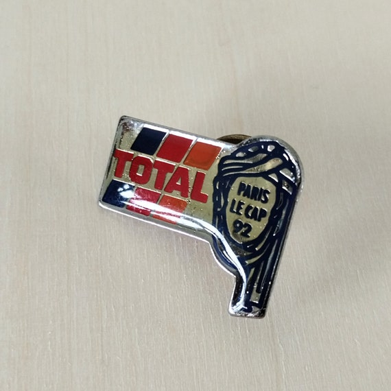 1992 Total Paris Le Cap Vintage Pin, Vintage Fuel Pin… - Gem