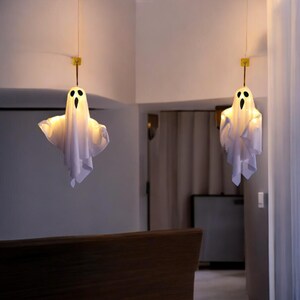 Hanging Ghost Halloween Lightning Haunted House Halloween Spirit Ghost ...