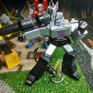 Transformers Keychain Bundle Set 5 Characters Gift Son Daughter Birthday Robot Bumblebee Optimus ...