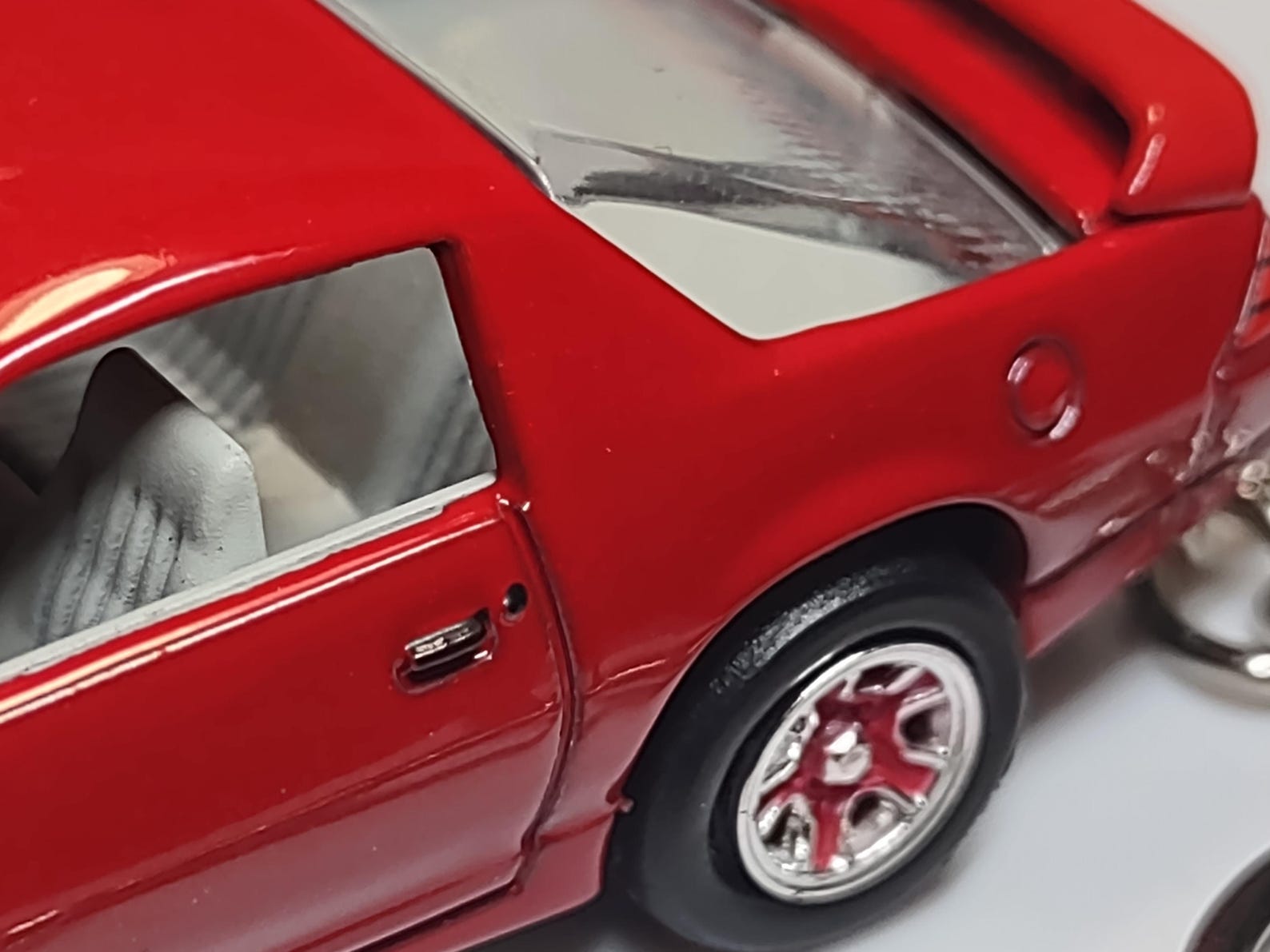 Chevrolet 1991 Camaro Iroc Z28 Diecast Metal Keychain Premium Roller ...