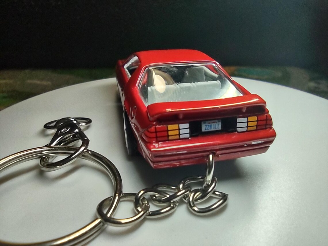 Chevrolet 1991 Camaro Iroc Z28 Diecast Metal Keychain Premium Roller ...