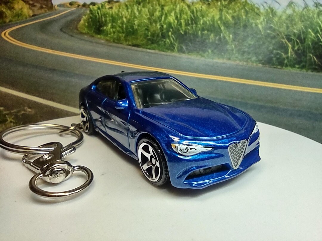 Alpha Romeo GIULIA Custom Diecast Keychain Performance Toy Birthday ...