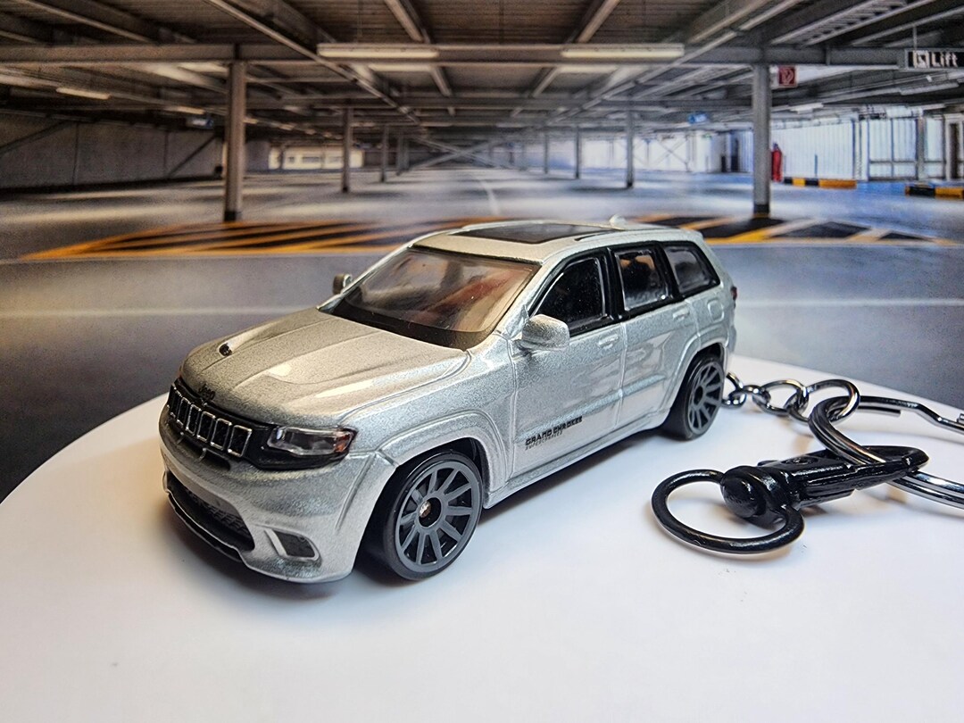 Trackhawk Grand Cherokee Diecast Model Keychain Rare Birthday Gift ...