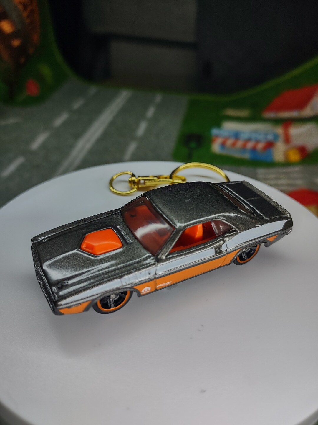 1970 Dodge Hemi Challenger Car Mopar Custom Keychain RARE Gift Hot ...
