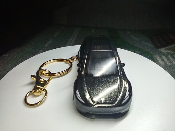 Tesla Model Y Hot wheels custom keychain new Rare bir… - Gem