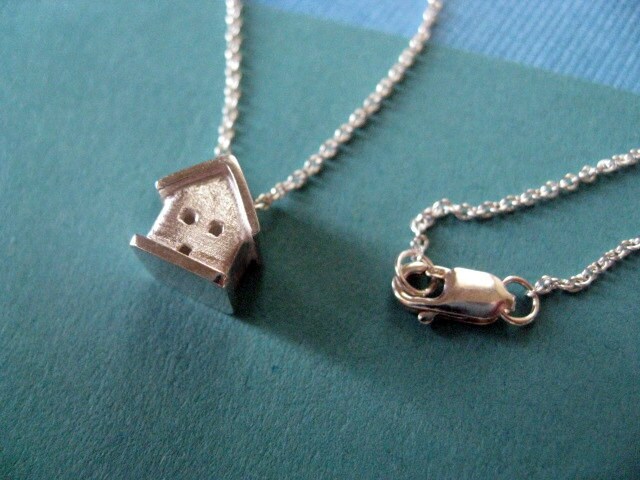 Sterling Silver Tiny 3D House Necklace - Etsy
