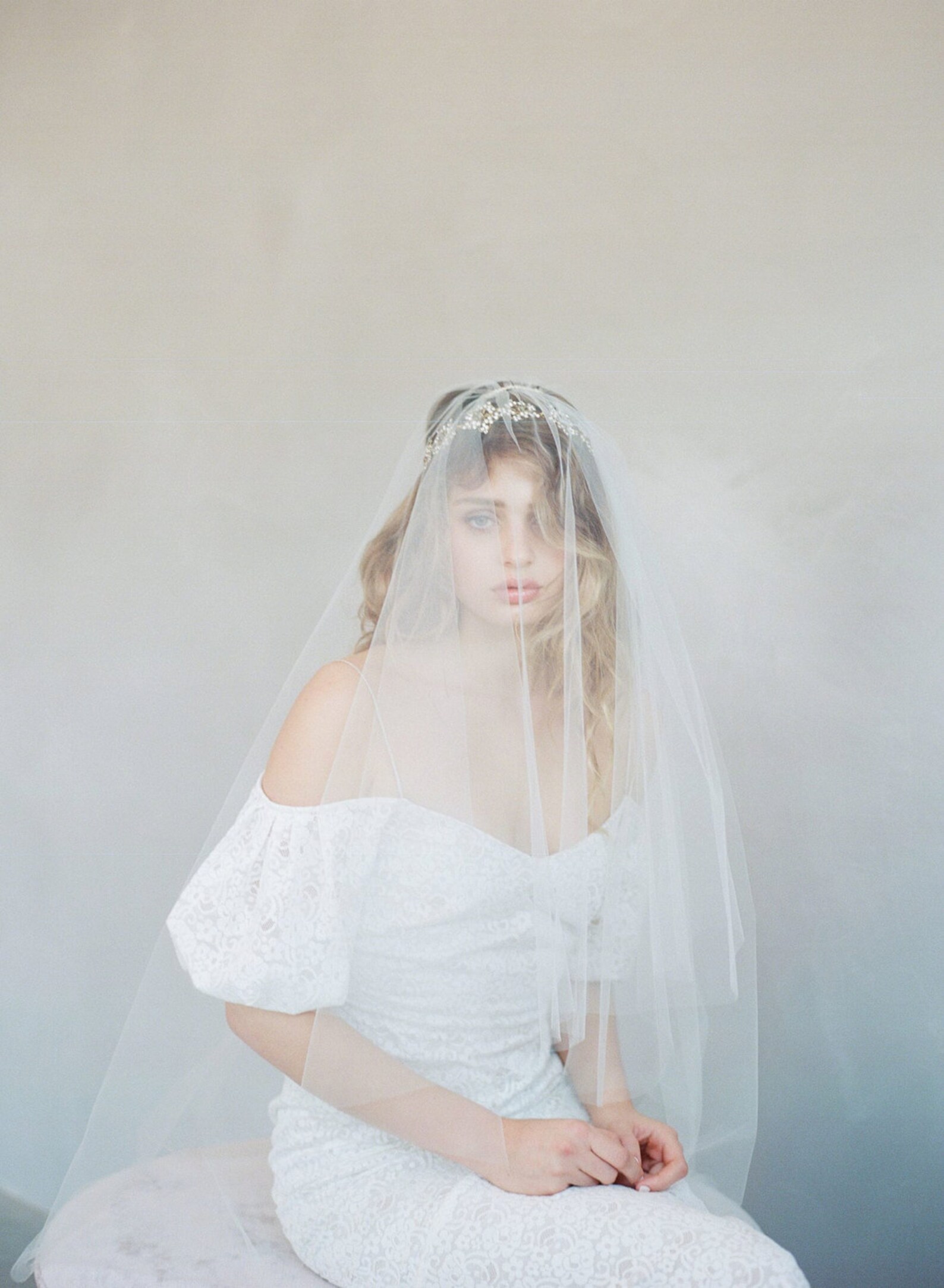 Fingertip Veil Bridal Sheer Veil Simple Subtle Lift Veil - Etsy