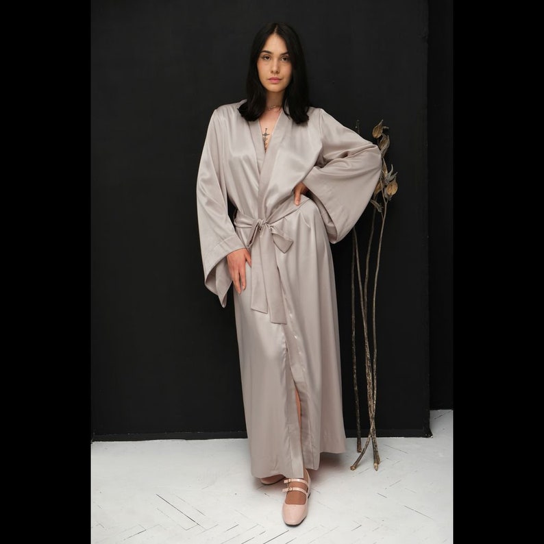 Satin Flared Sleeves Robe, Bridesmaid Satin Gown, Luxury Satin Robe ...