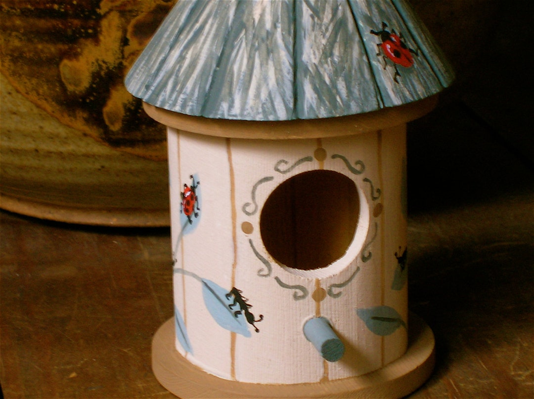 Birdhouse With Ants and Ladybugs, Round Wood Birdhouse, Birdhouse With ...