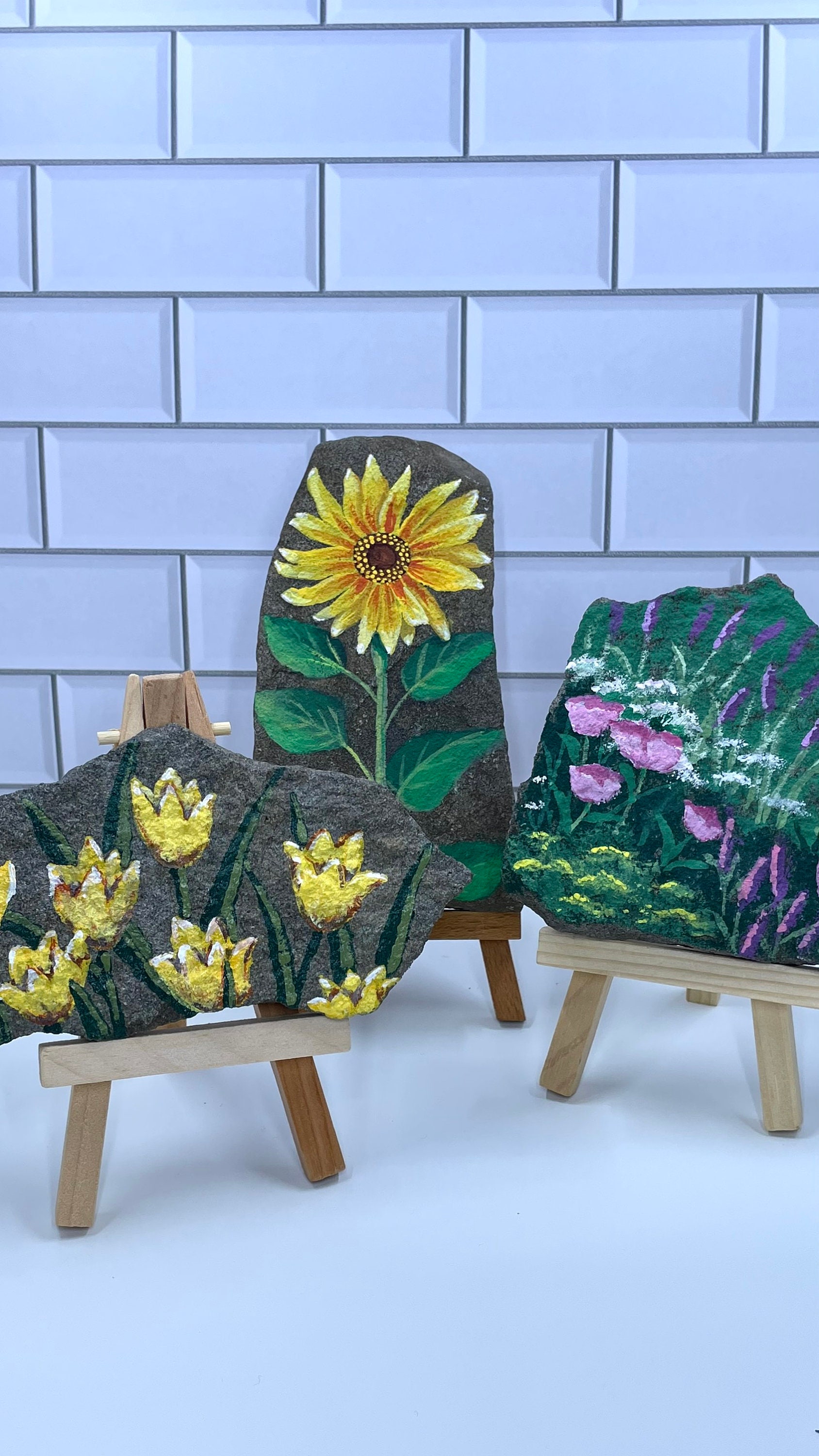 Painted Tulips on Stone With Easel, Flower Painting on Stone, Tulip ...