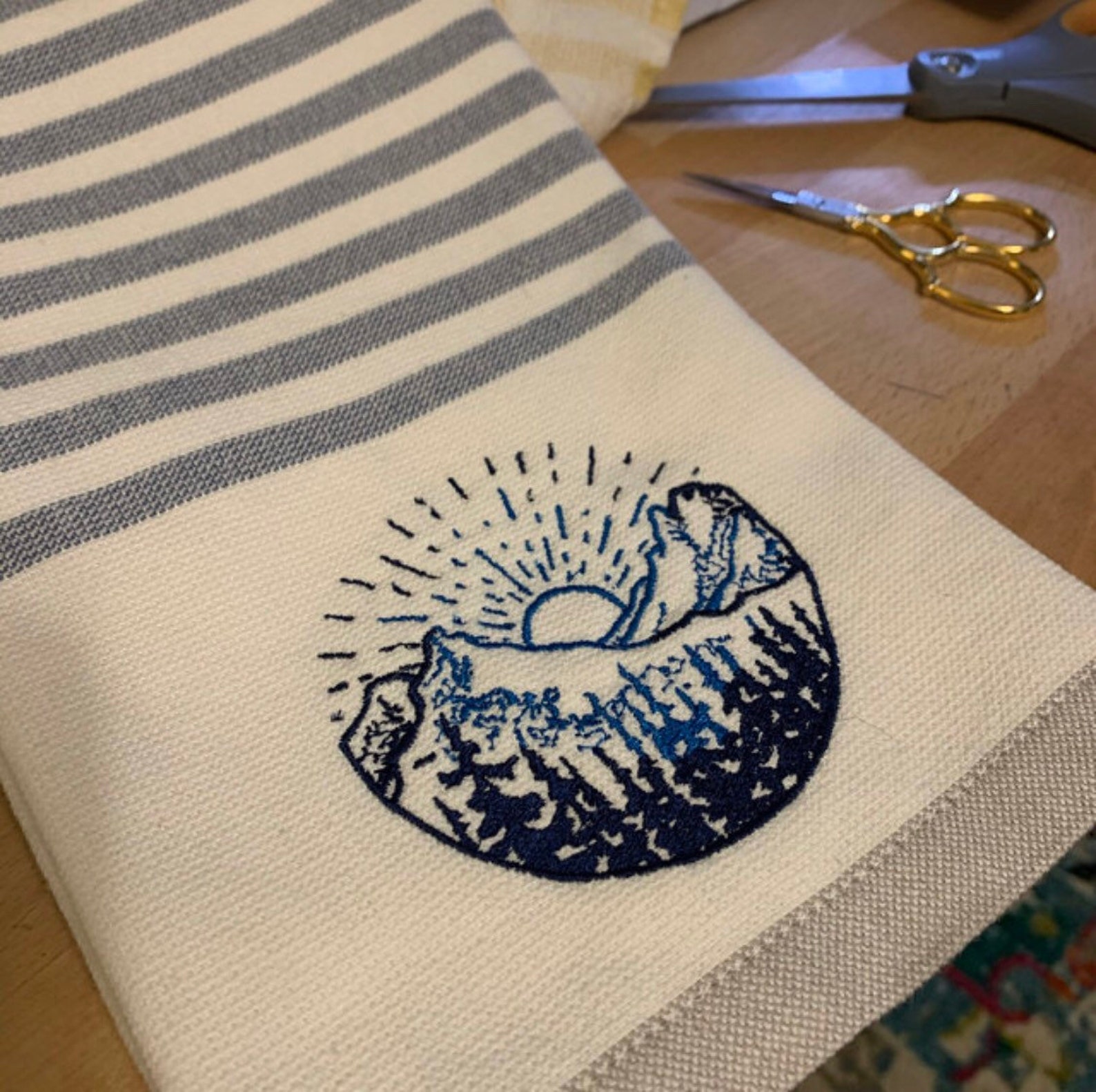 Mountains Sun Embroidery Design - Hiking Embroidery Design - Machine ...