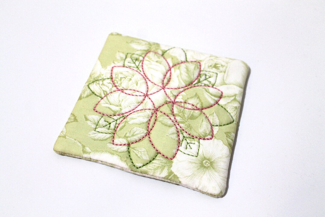 In the Hoop Quilted Sashimi Flower Coaster Mug Rug ITH Machine ...