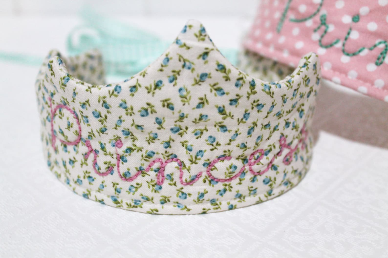 ITH In The Hoop Boho Princess Crown Tiara Maschinenstickdatei Design ...