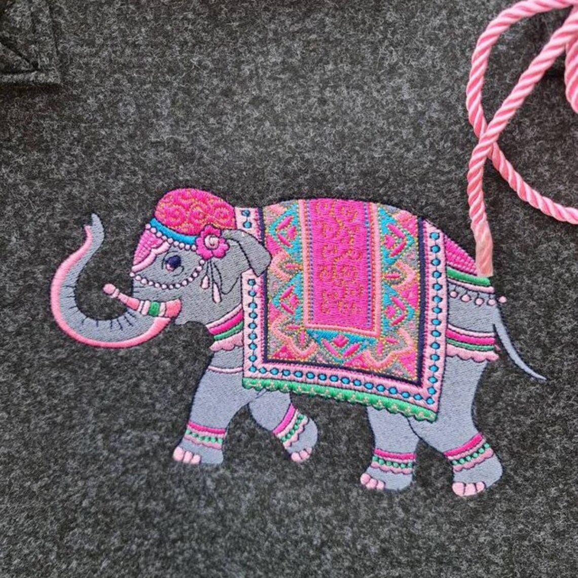 Fancy Elephant -machine Embroidery File Design - 5x7 Hoop - Instant ...