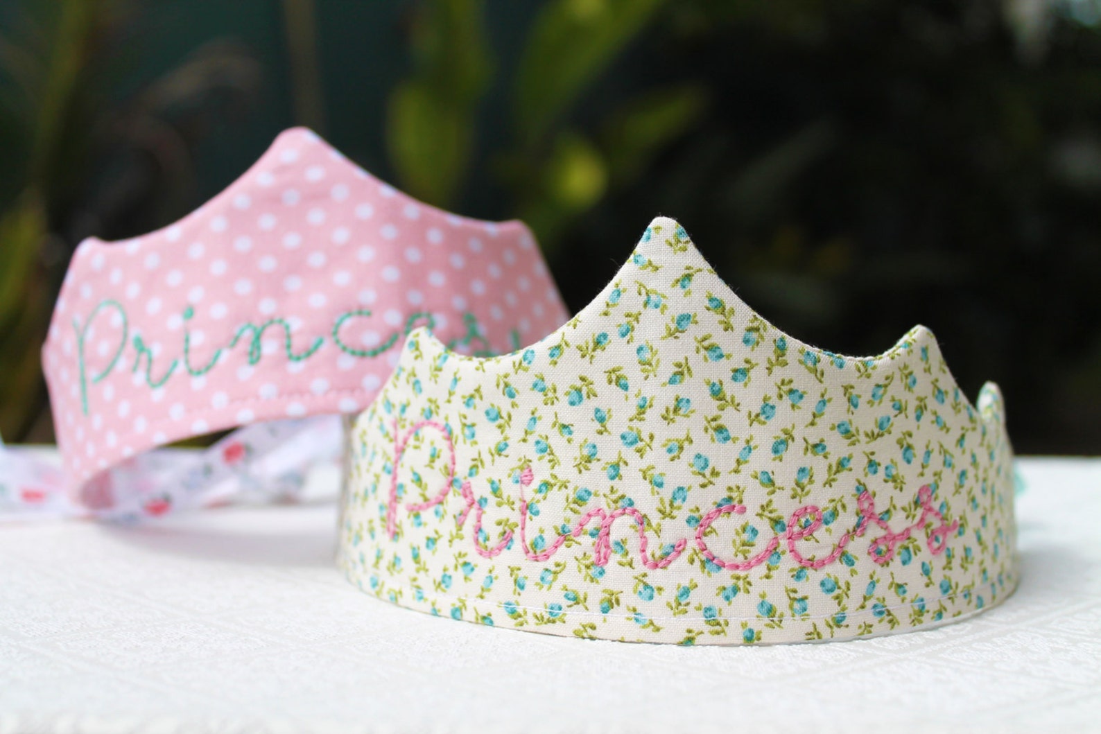 ITH In The Hoop Boho Princess Crown Tiara Maschinenstickdatei Design ...