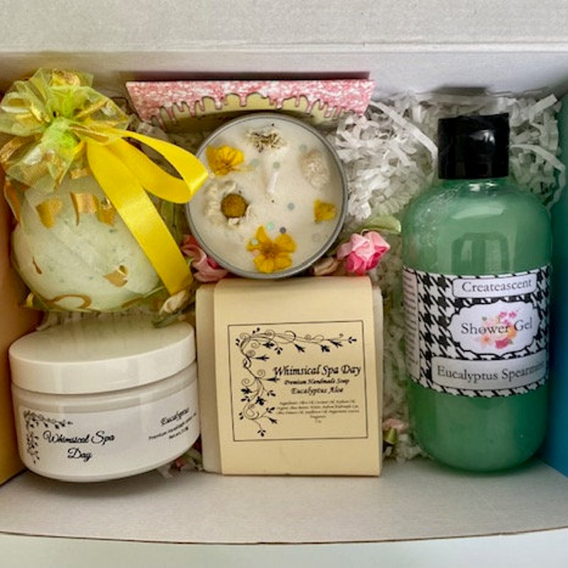 Spa Gift Box - 60+ Gift Ideas for 2024
