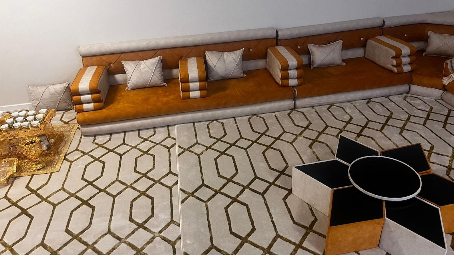 Custom Design Arabic Majlis, Arabic Sofa, Moroccan Sofa Set, Arabian ...