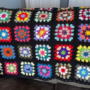 Roseanne's Flower or Classic Granny Square Afghan the Connors Couch ...
