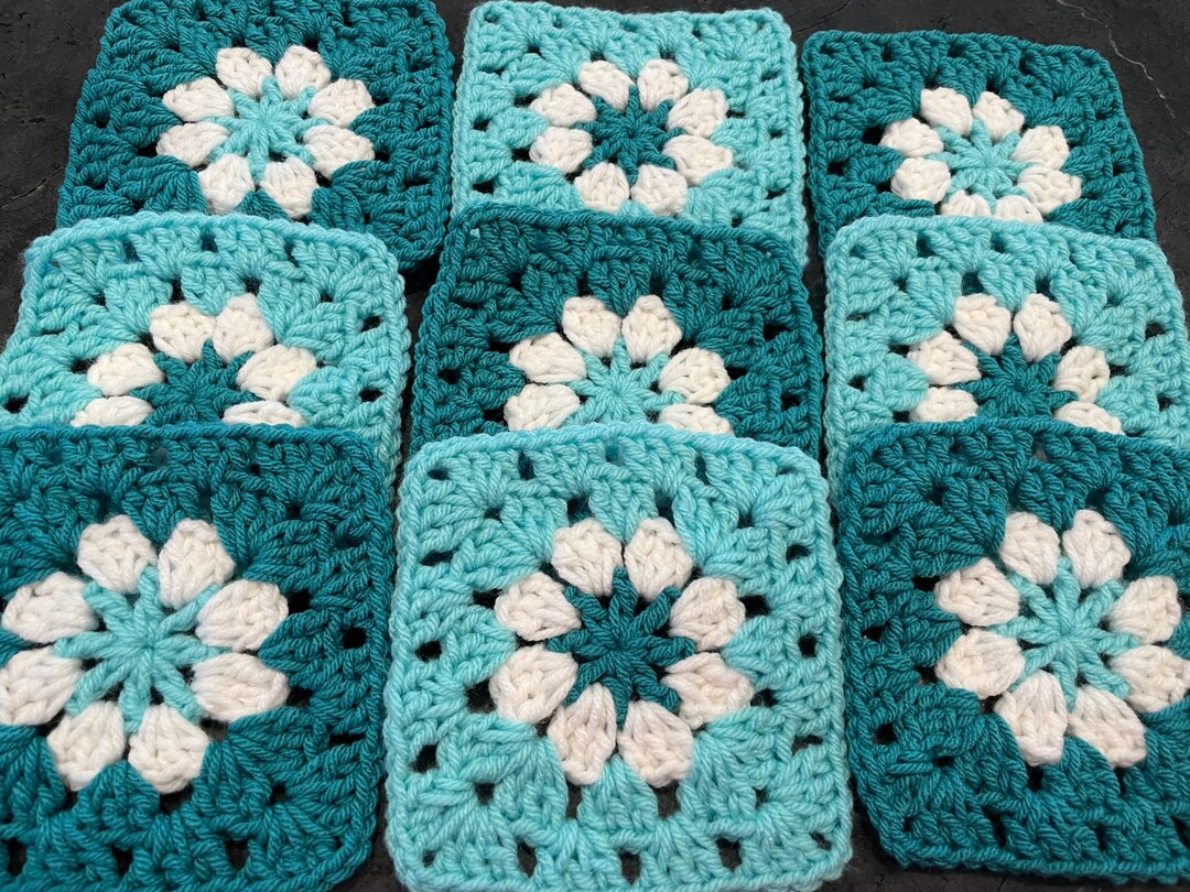 Lot of 20 5 Crochet Daisy FLOWER Granny Squares Homemade Hand Crocheted ...