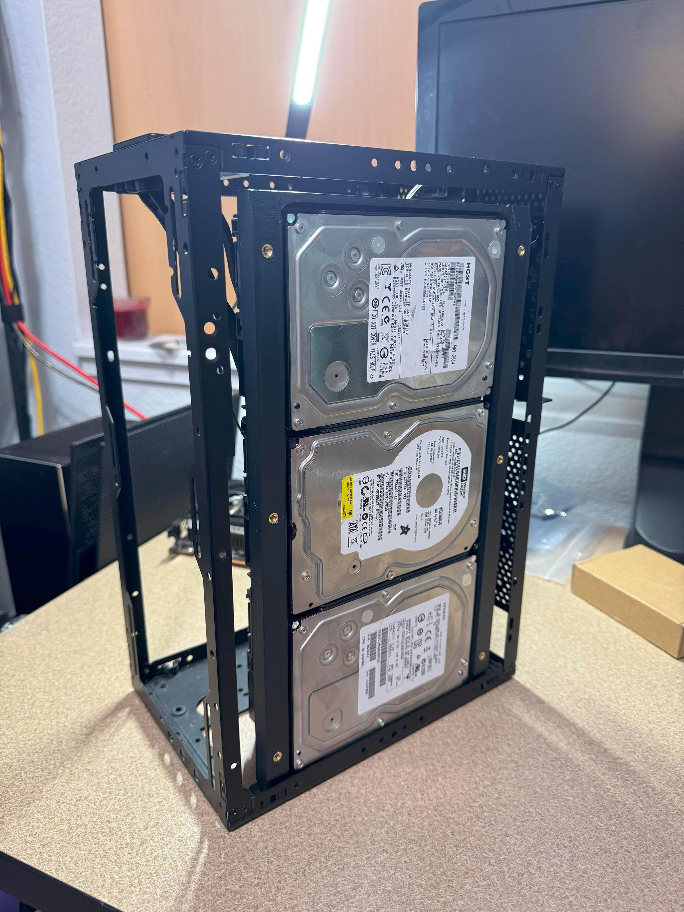 SSUPD Meshroom S - 6x3.5" HDD Mount - Etsy