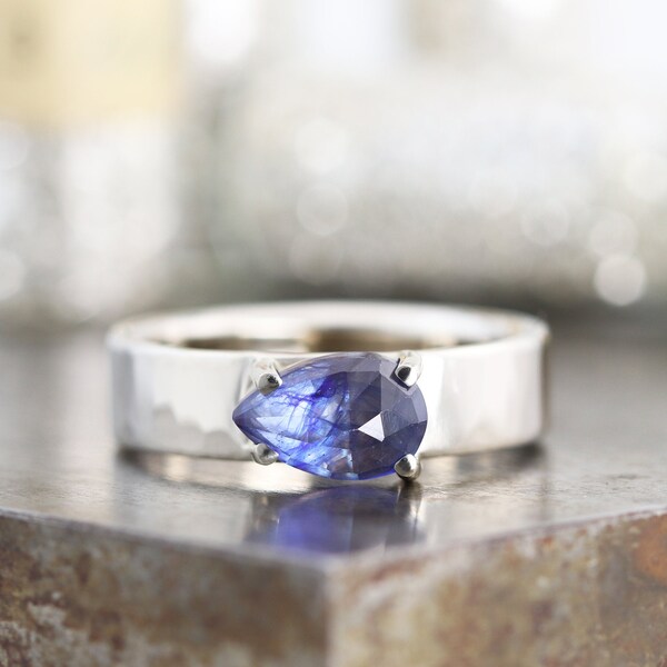 Modern Sapphire Ring - Etsy
