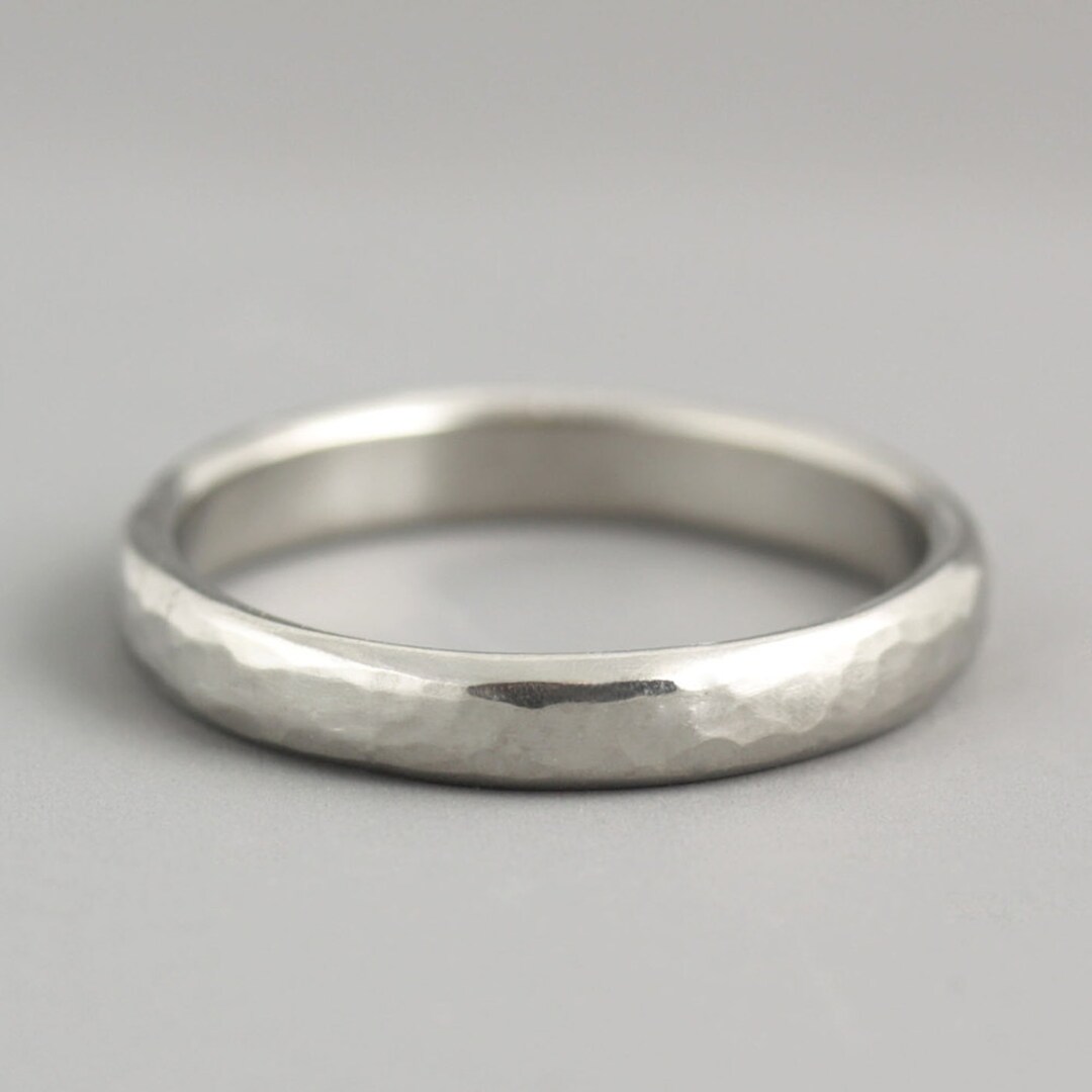 14k White Gold Hammered Wedding Band Slim, Delicate, Solid 3mm Ring for ...