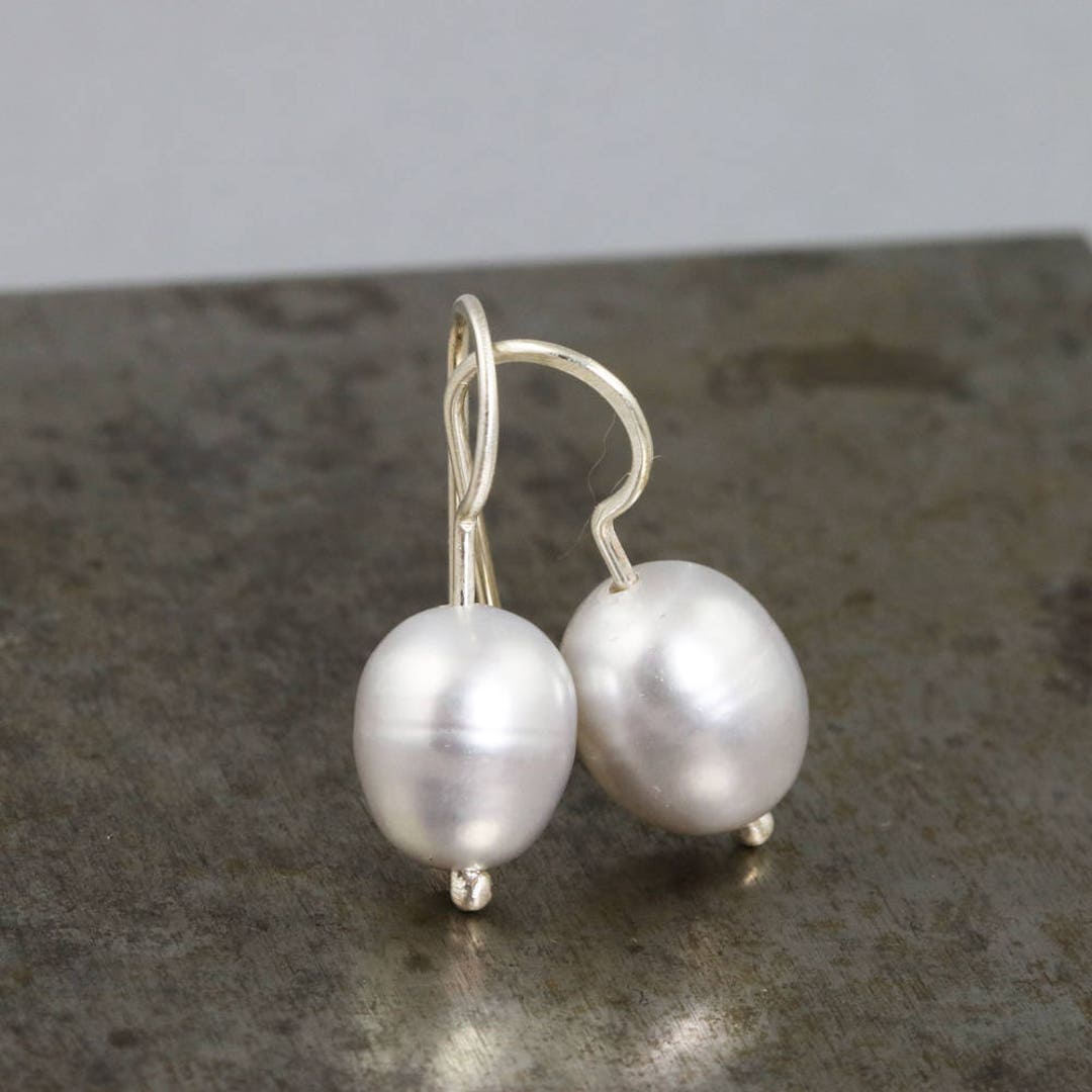 Pendientes de perla gris simple minimal moderno gota pendientes regalo ...