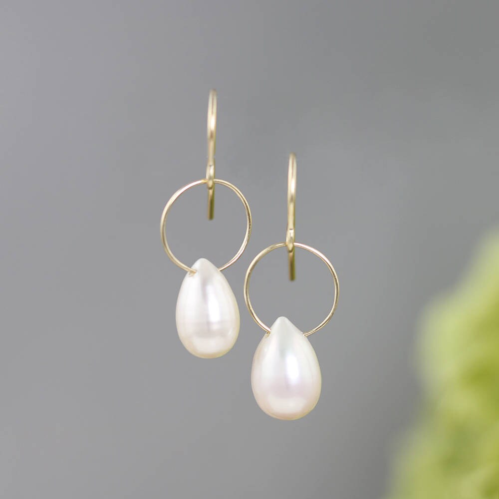 14k Gold and Pearl Earrings Small Delicate Thin Yellow Gold | Etsy