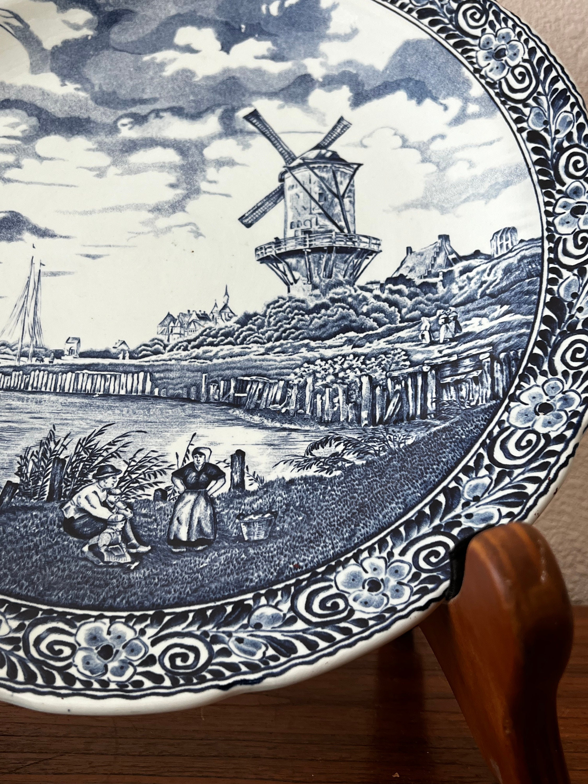 Royal Sphinx by Boch Belgium Delfts Holland 15.5" Large Decorative ...
