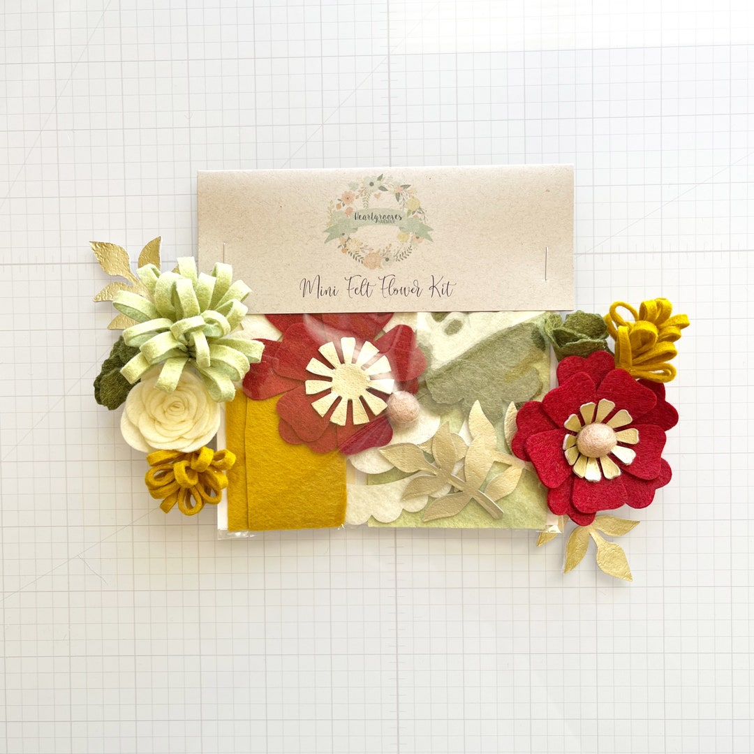 Mini Felt Flower Craft Kit | Deck the Halls Holiday Collection - Etsy