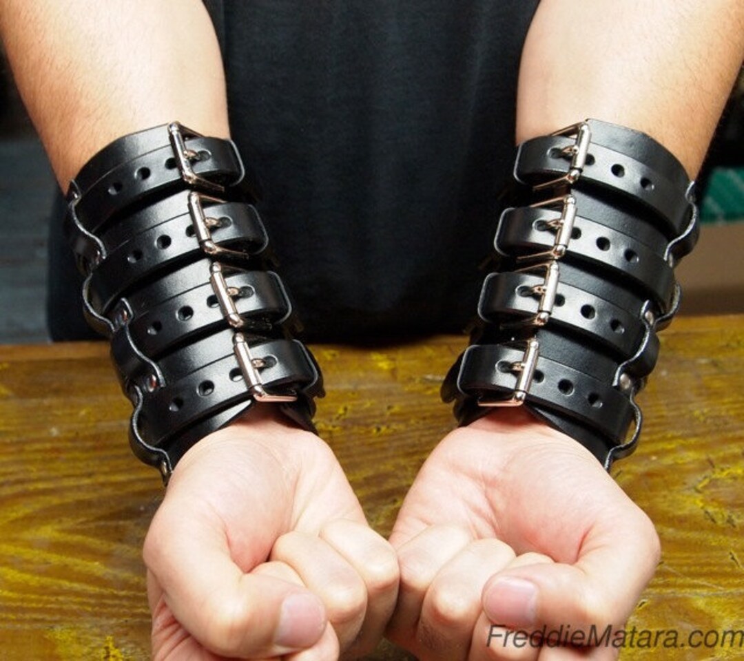 Pair of Black Leather Wide Rocker Gauntlets : Wide Rockstar Style ...