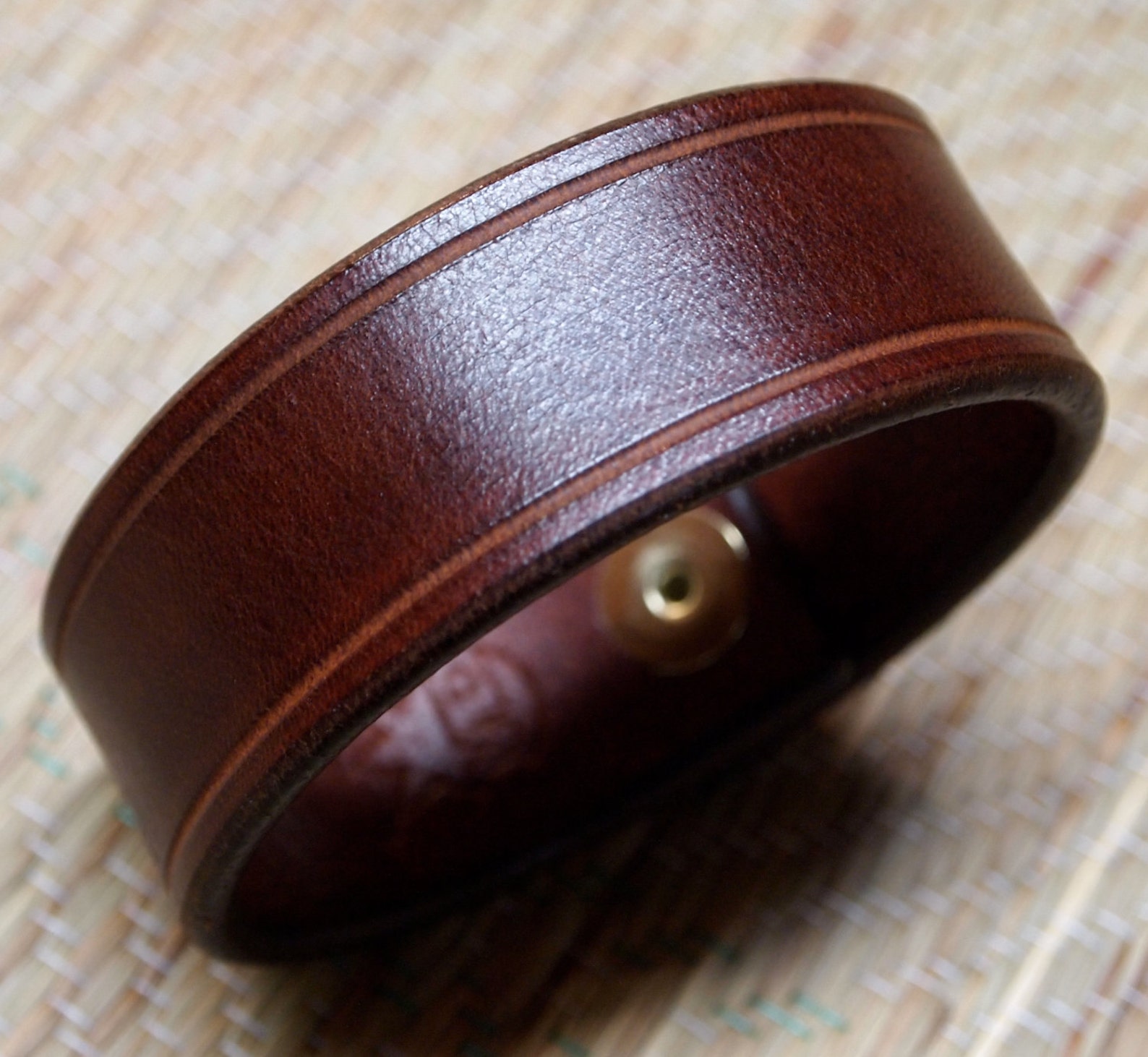 Brown leather bracelet : Snap cuff American Bridle leather. | Etsy