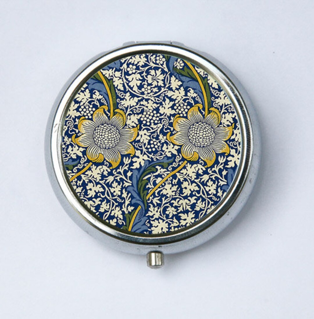 Art Nouveau Floral Daisies, Pill Case Pillbox Pill Holder Floral Design ...