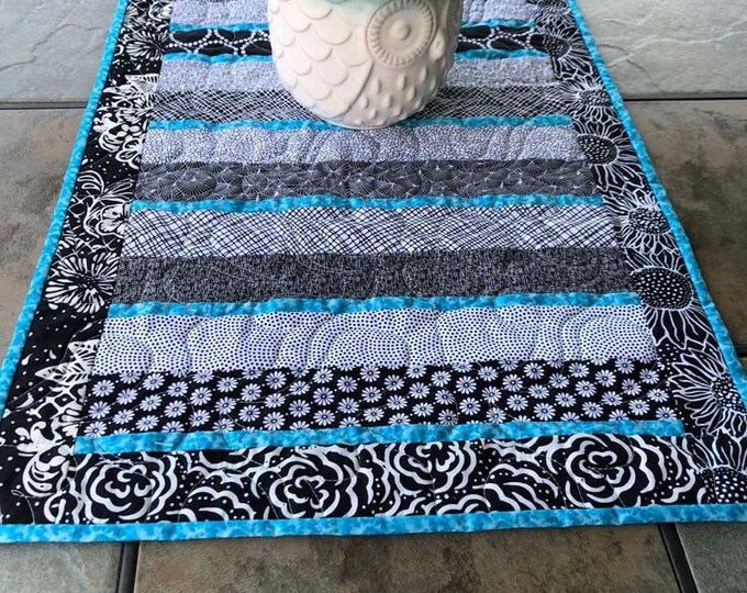 Black and White Quilted Table Runner, Modern, Reversible, Blue Ombre ...