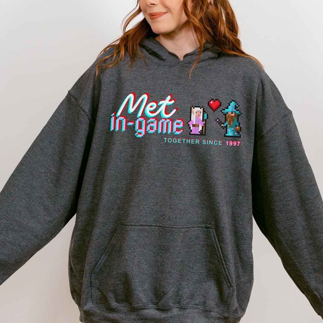 Custom Met in Game Video Gamer Hoodie for Nerdy Couple Gamer in ...