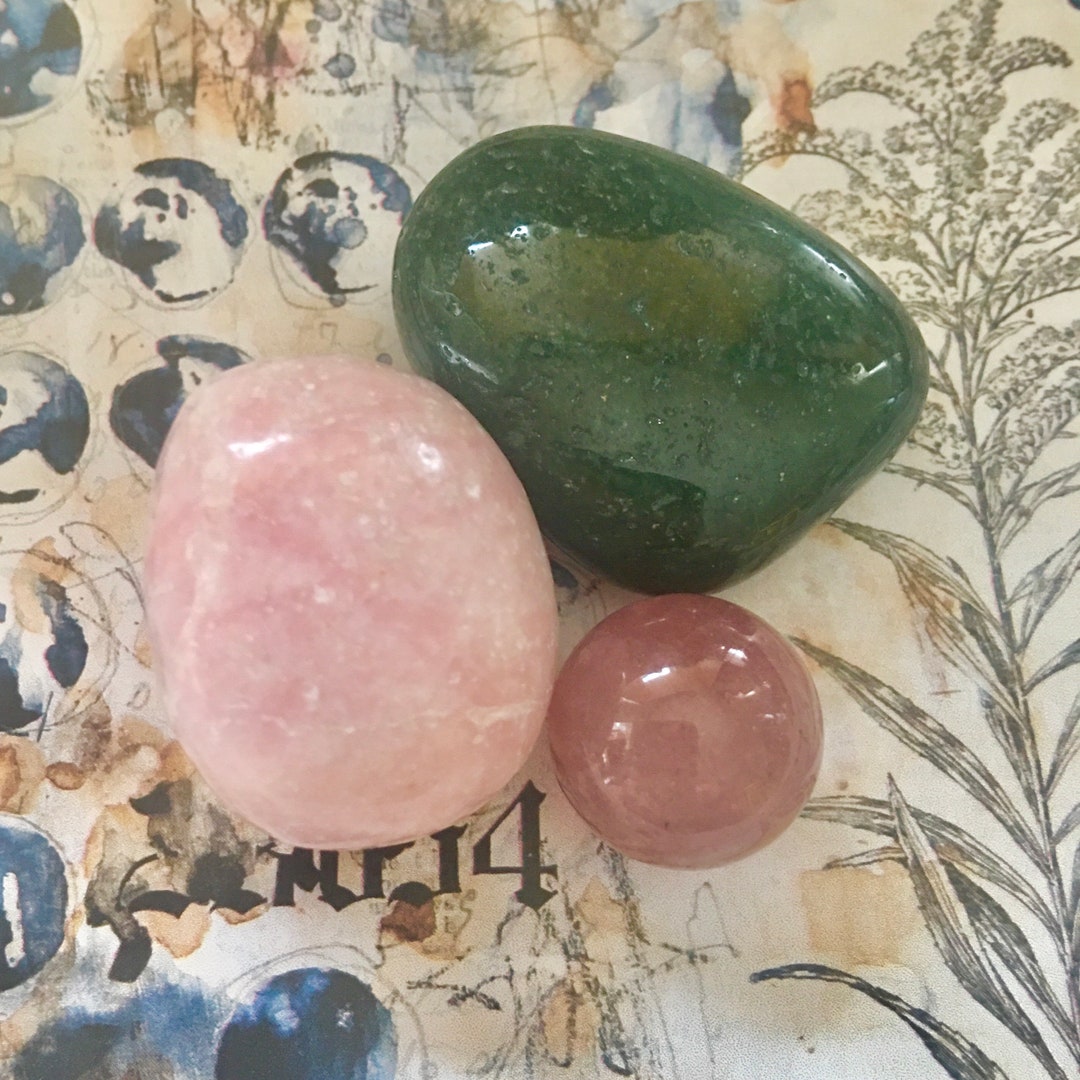 A Tiny Hush Healing Crystal Set Gemstones, High Vibration, Meditation ...