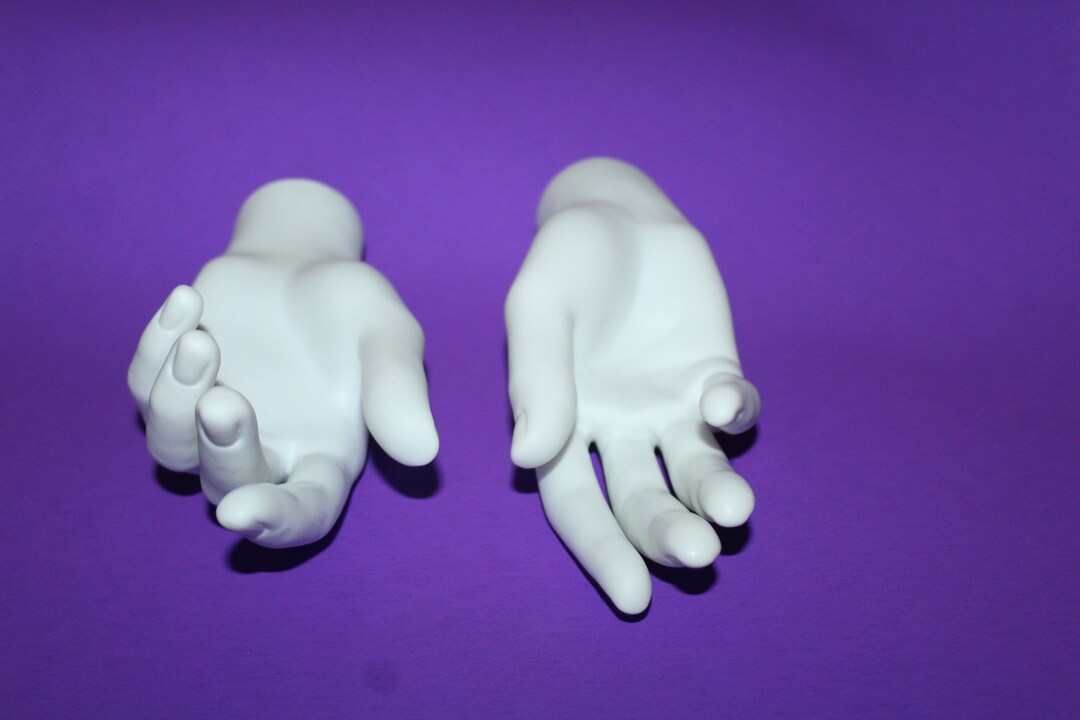 Pair of Supply White PLASTIC DISPLAY HANDS - Etsy