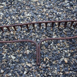 Vintage RUSTY Metal Rock Rake Head Turned DISPLAY / Staging PROP - Etsy