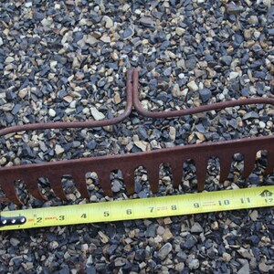 Vintage RUSTY Metal Rock Rake Head Turned DISPLAY / Staging PROP - Etsy