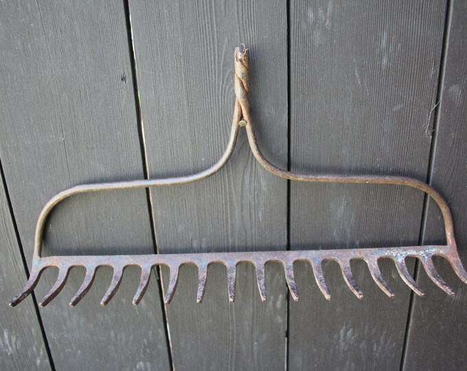 VINTAGE Metal Rock RAKE HEAD Turned Into Holder - Etsy