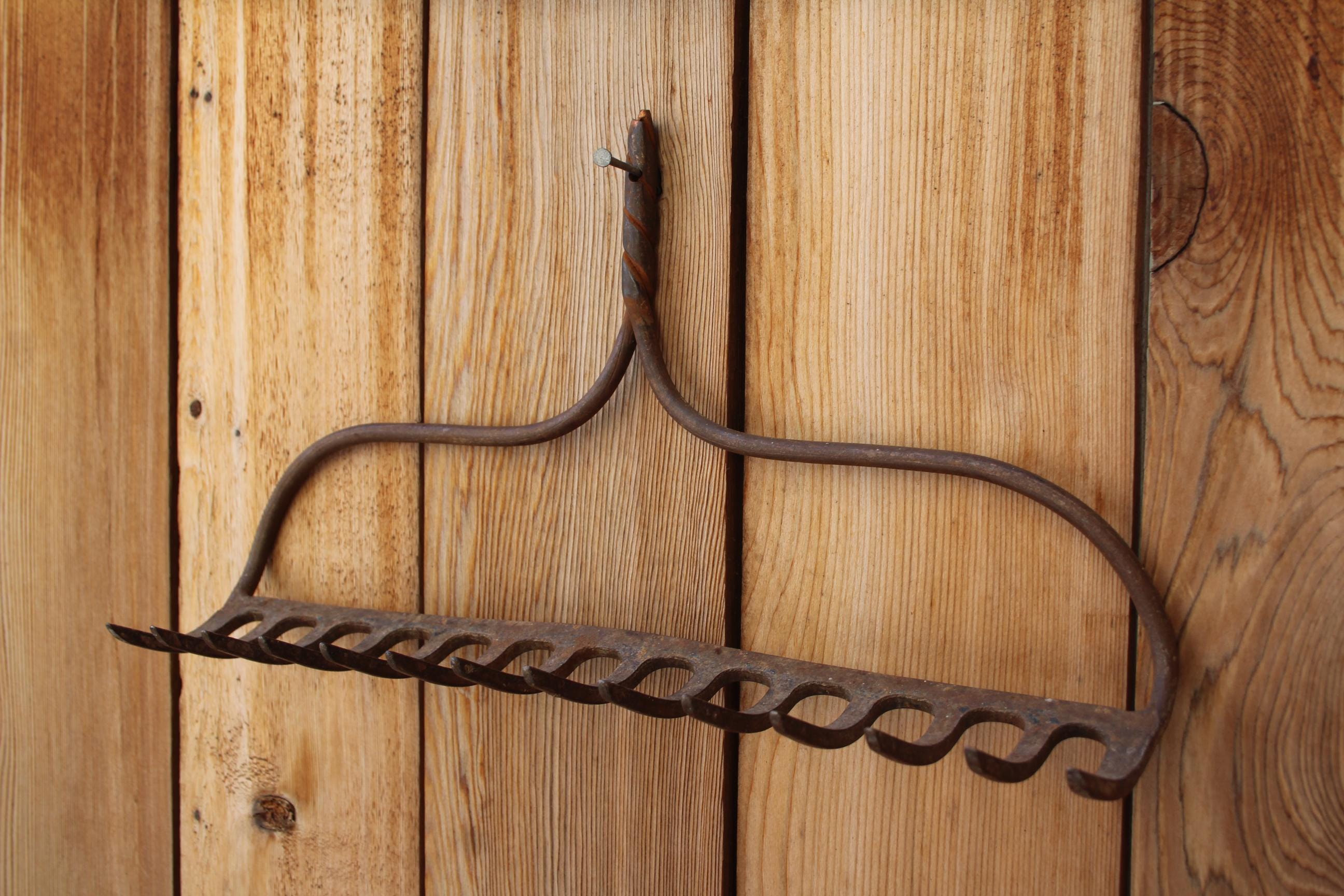 Vintage RUSTY Metal Rock Rake Head Turned DISPLAY / Staging PROP - Etsy